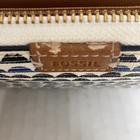 Fossil | Bags | Fossil Zip Around Wallet | Poshmark